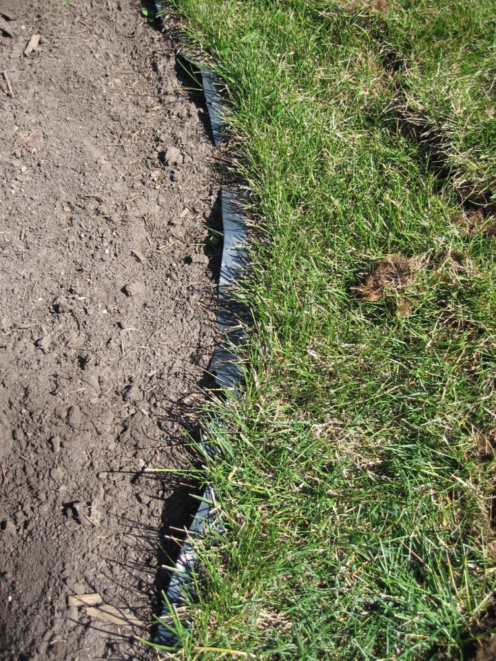 Inferior edging – Best Curb and Curbify Inc.