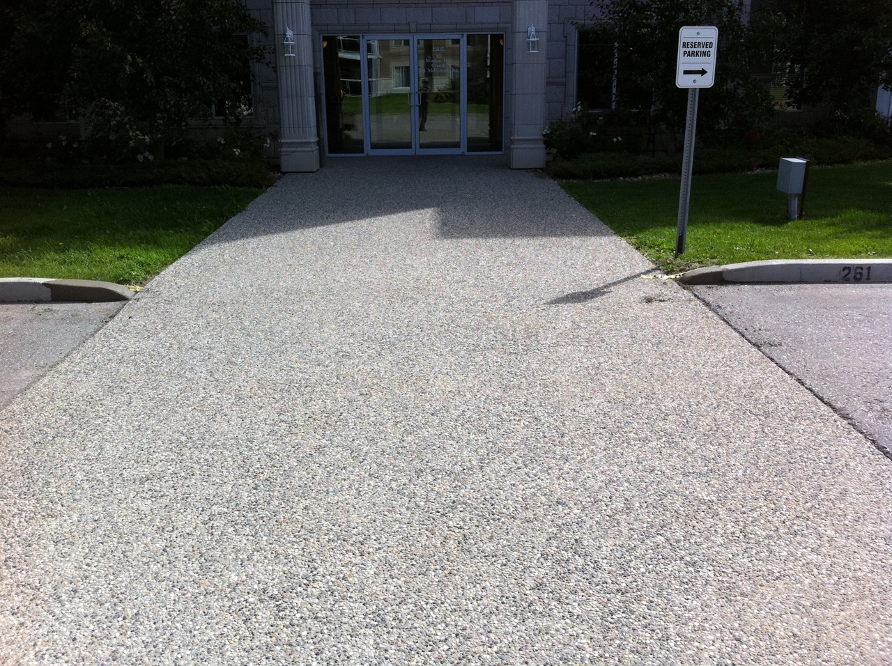 Commercial curbs – Best Curb and Curbify Inc.